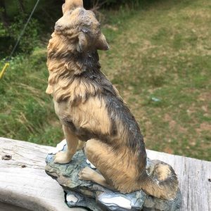 Collectables | Other | Wolf Figurine Hard Resin Vtg Nib | Poshmark